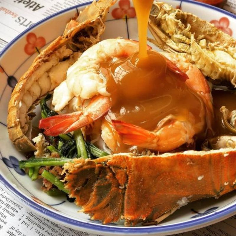 8 places that serve up the best hor fun in Singapore with plenty of wok-hei