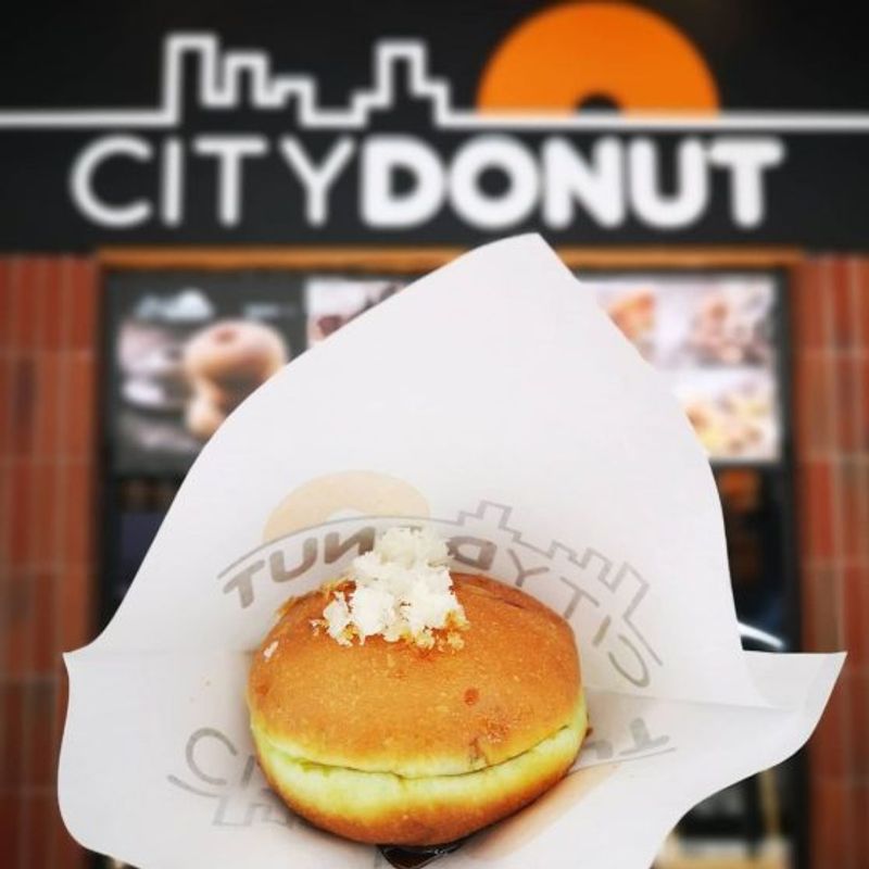 13 bakeries for the best donuts and bombolonis in Singapore today