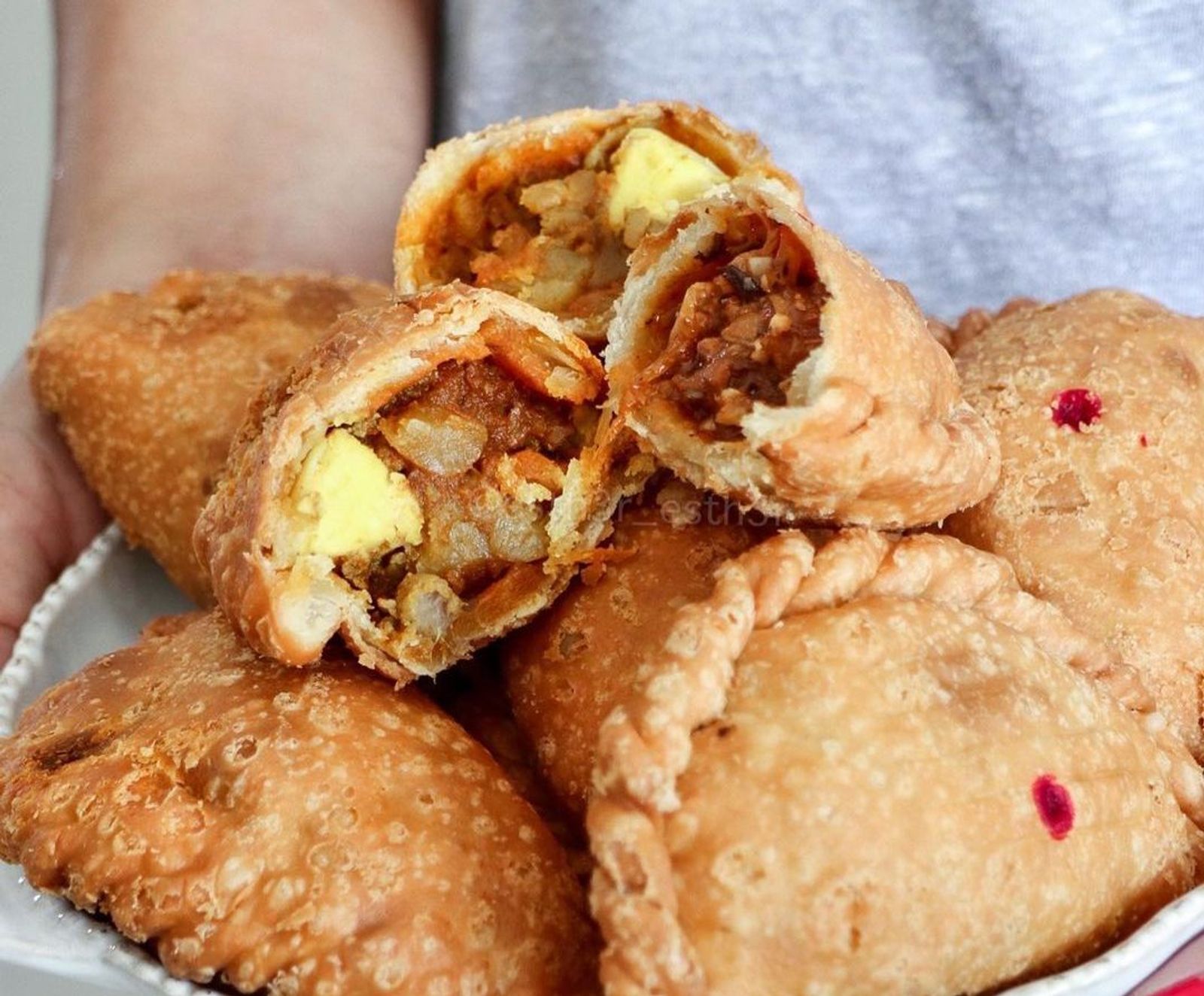 Where to find the best, flakiest curry puffs in Singapore