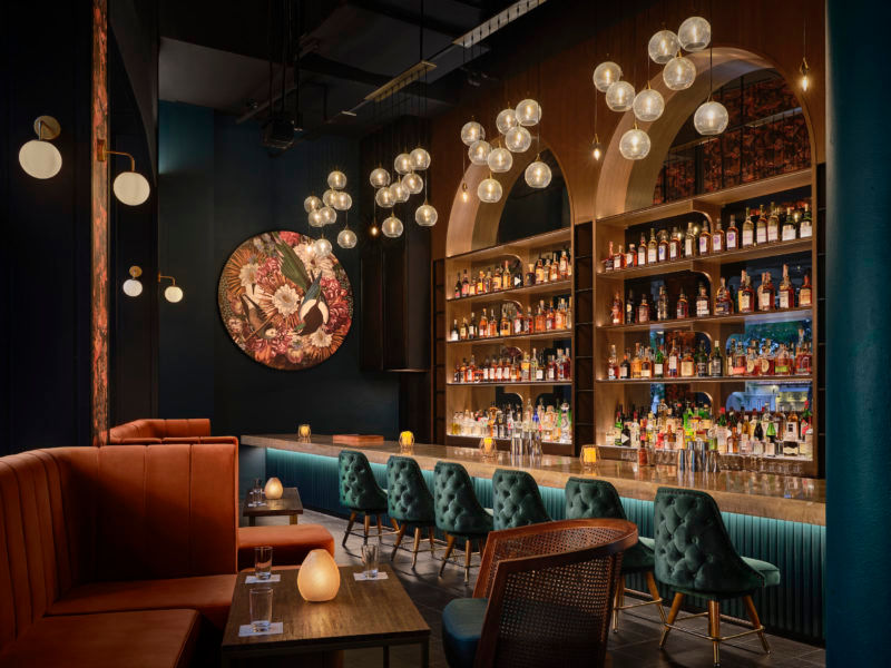 Revival bar resurrects iconic artworks through dramatic cocktails