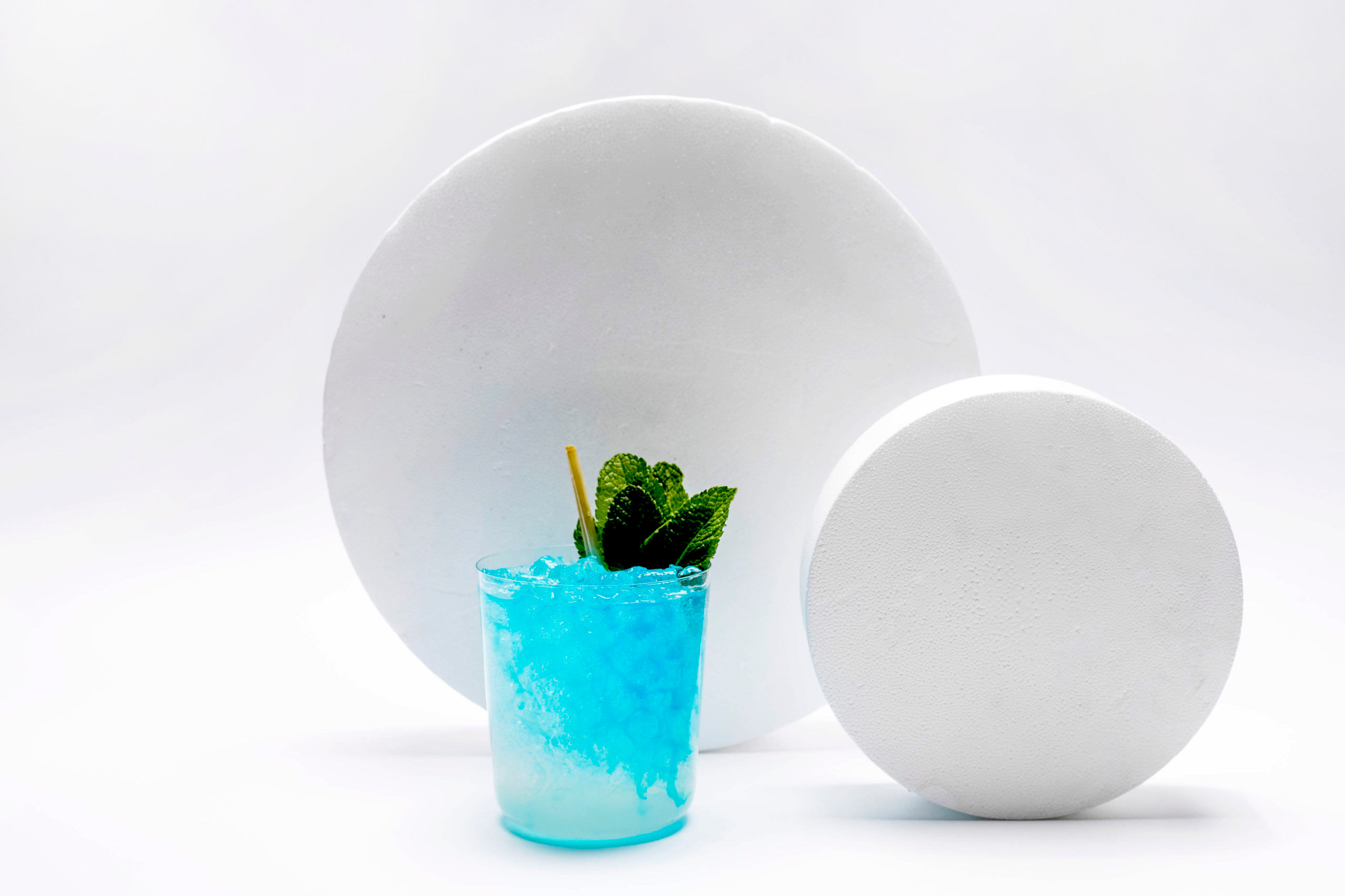 Revival bar resurrects iconic artworks through dramatic cocktails