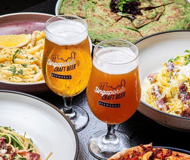 12 best bars in Clarke Quay for a boozy night out