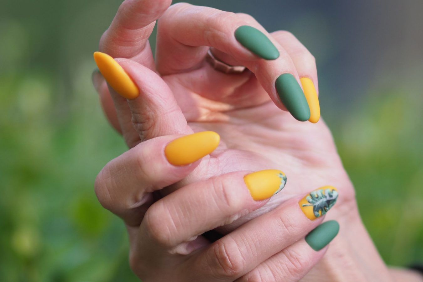 A quick guide to nail extensions and the best home kits to buy