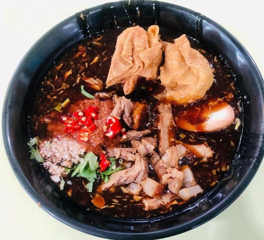 Here's where to slurp on the best lor mee in Singapore