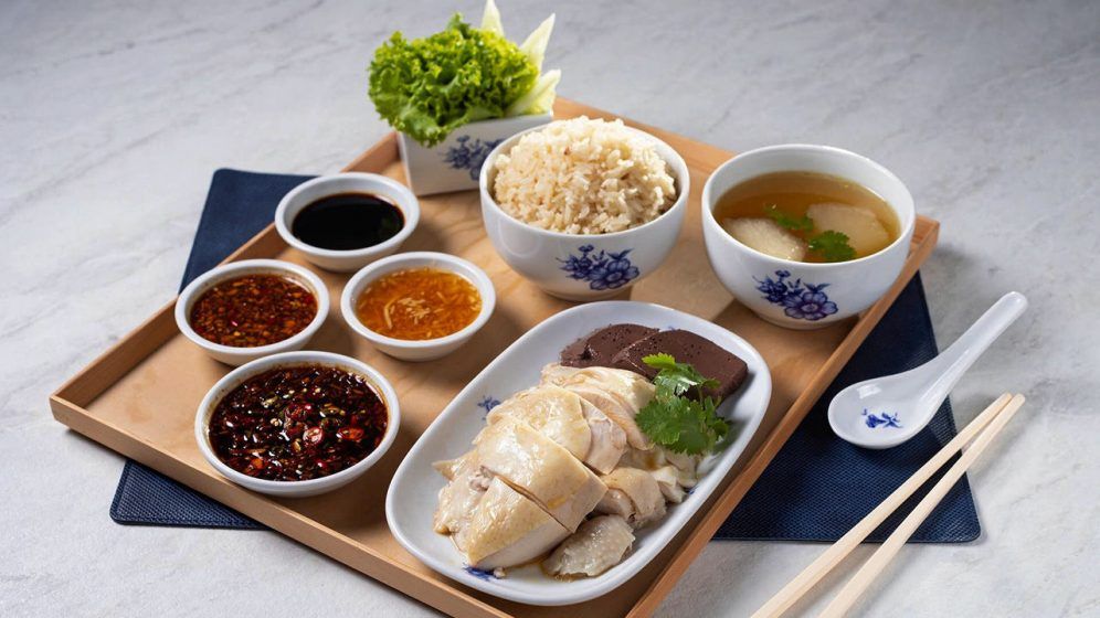 Where to find the best chicken rice in Bangkok (outside of Pratunam)