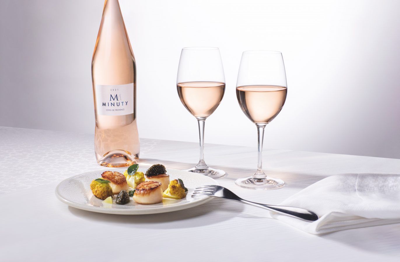SKAI Bar takes Minuty rosés to new heights with exclusive food pairings