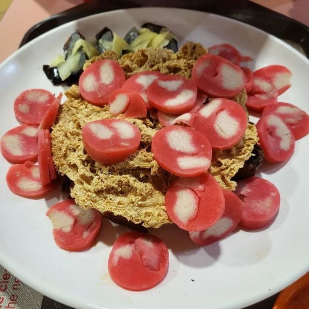 Here's where to find the best prawn fritters and wu xiang in Singapore