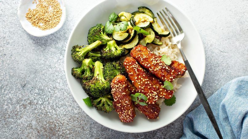 A guide to tempeh, a plant-based protein that's healthy, tasty, and ...
