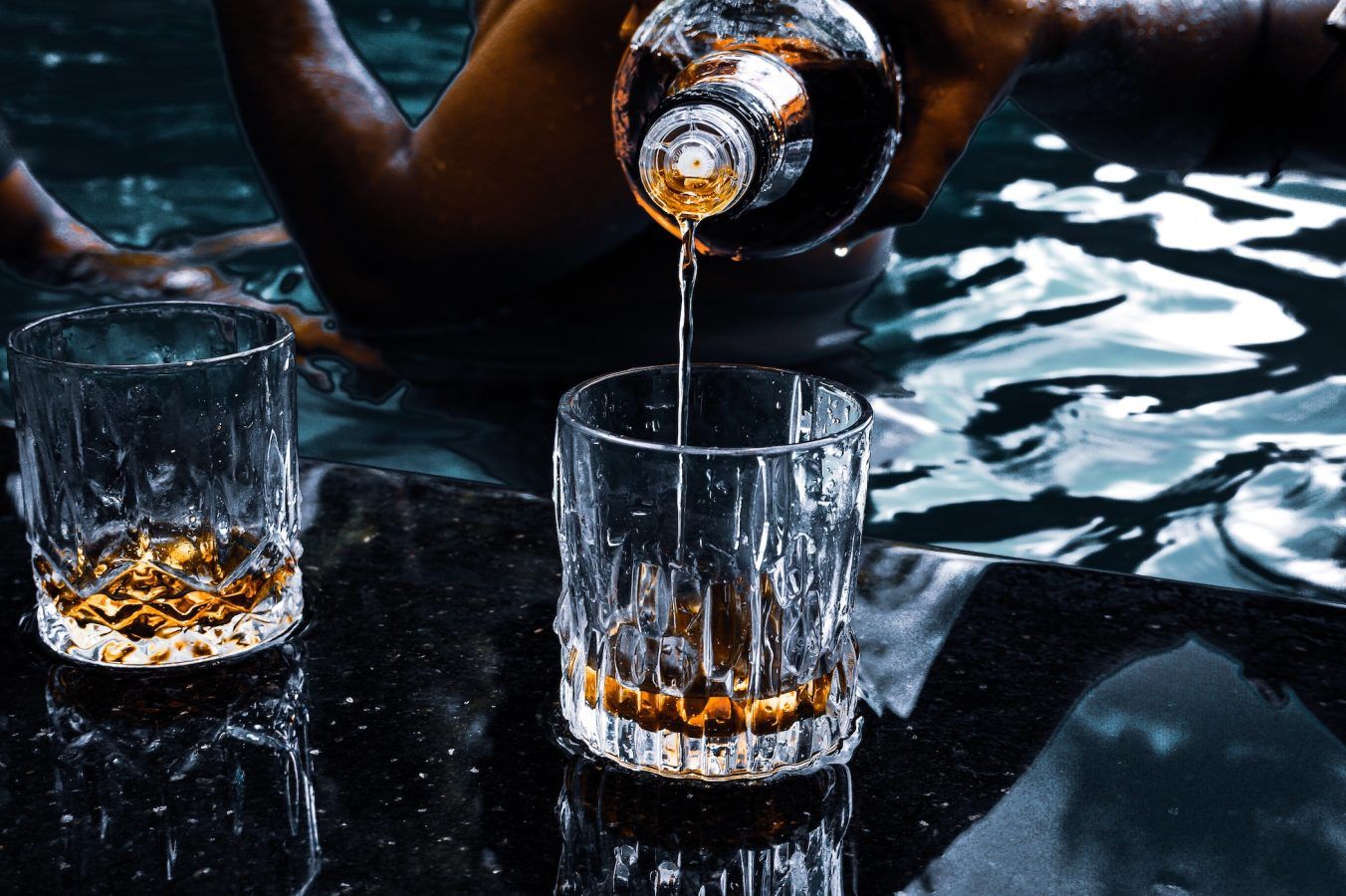 8 best smooth whiskeys all beginners should try