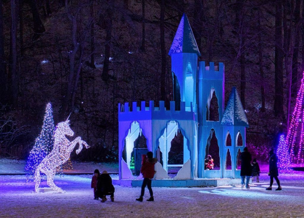 14 places for the best holiday lights displays this Christmas