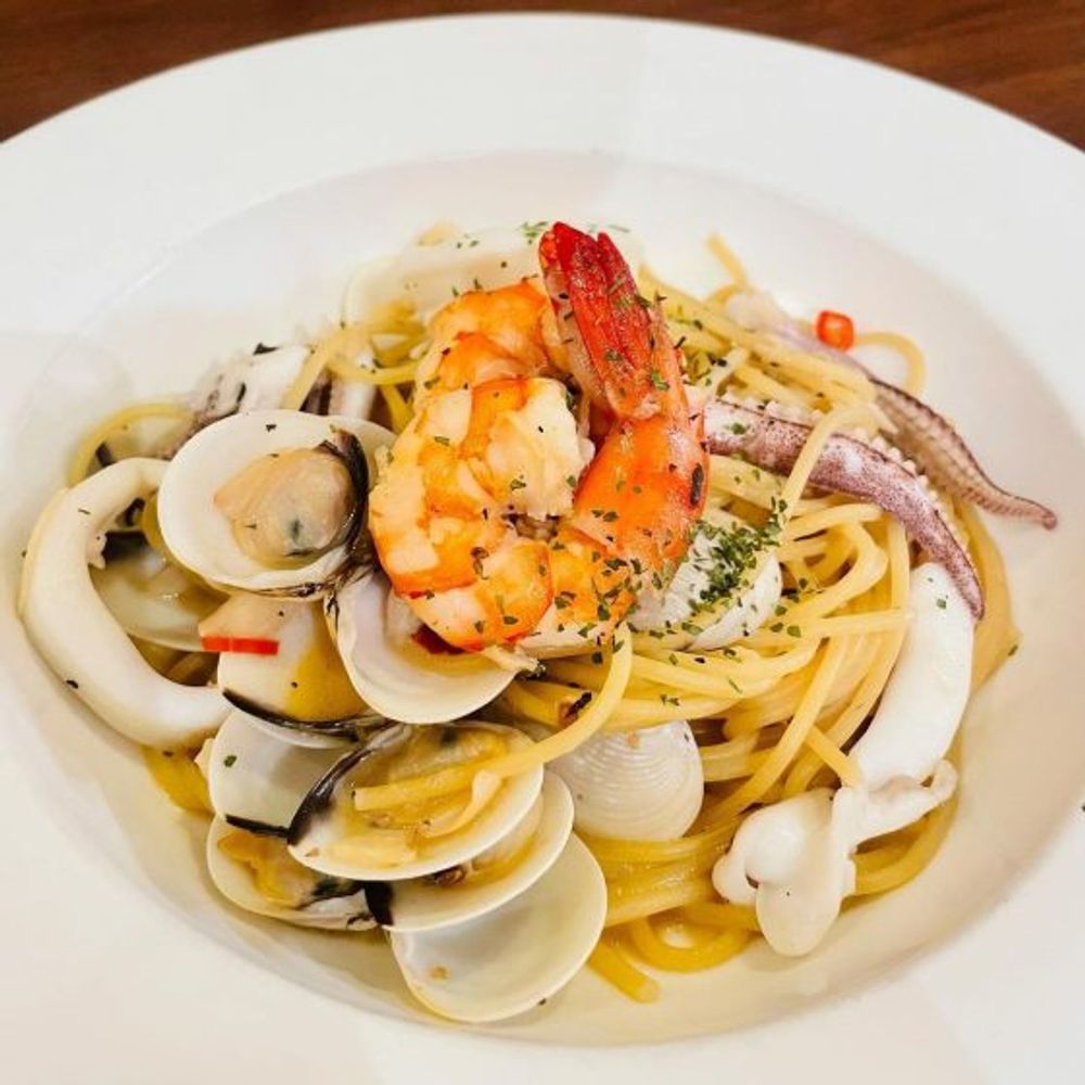 6 places for the best plates of aglio olio in Singapore