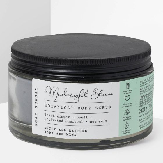 Choose the best charcoal scrubs for that ultimate skin cleanse and detox