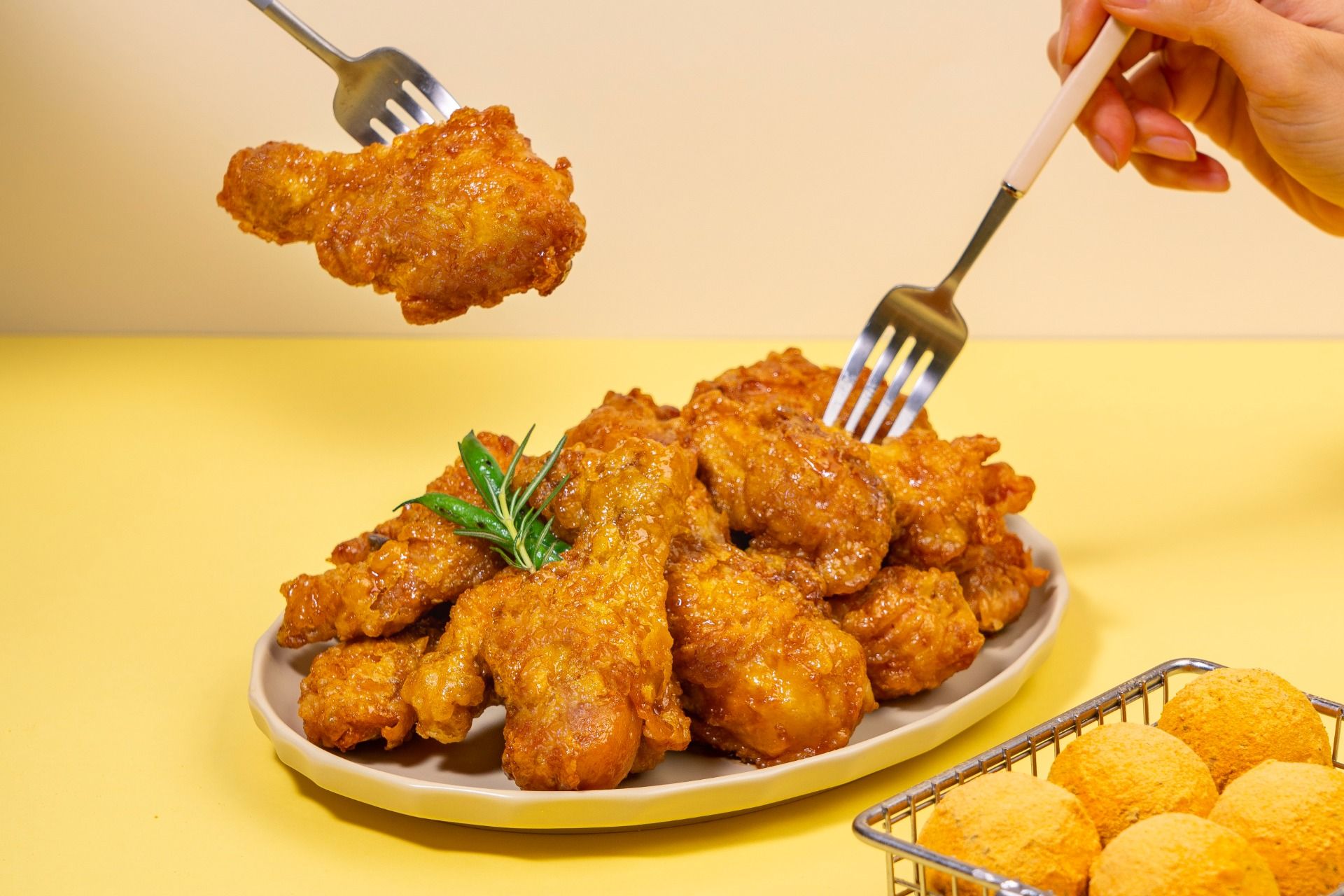 South Korea's BHC Chicken to make Singapore debut in April 2023