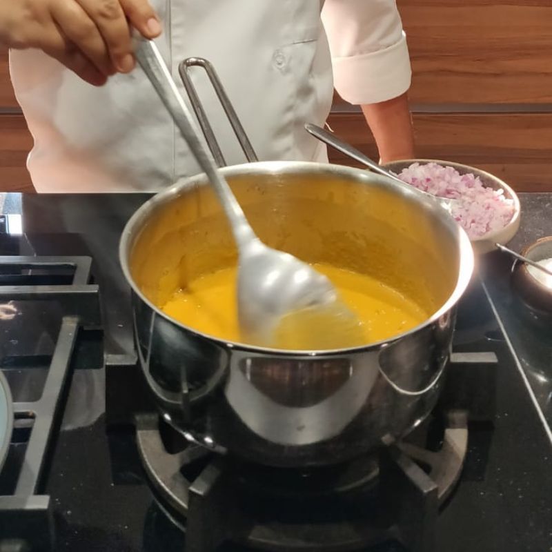 Cook Goan prawn curry like a local, courtesy of Baale Resort's Chef Anil