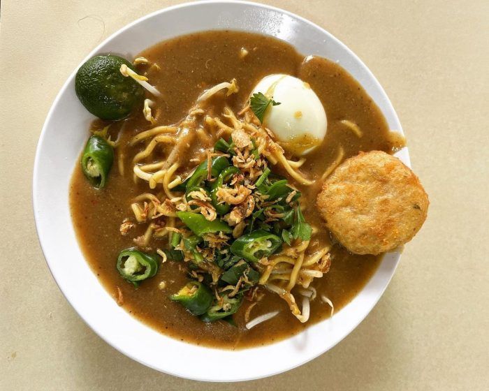 7 places for the best mee rebus in Singapore