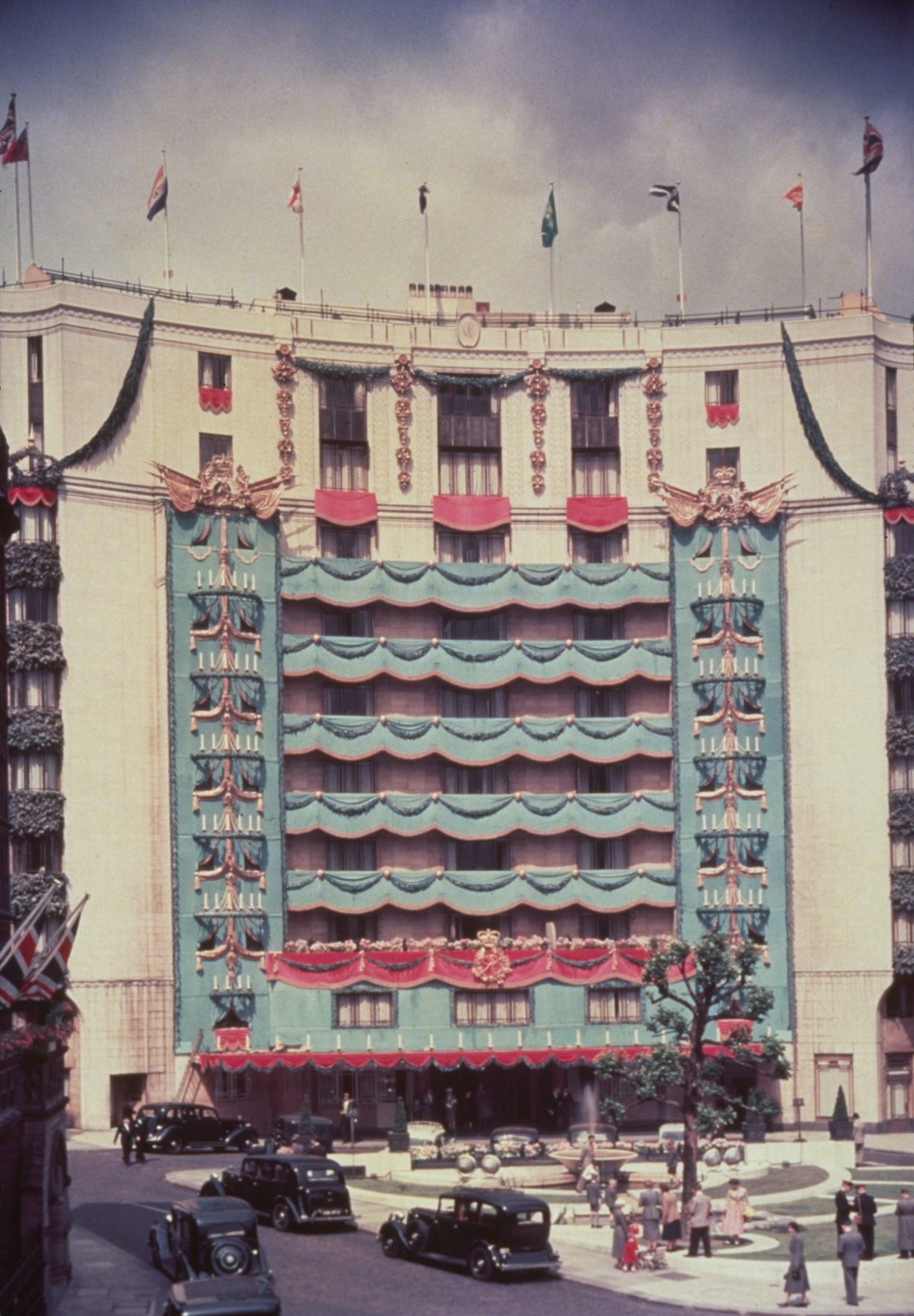 The Dorchester to redo 1953 decor for His Majesty The King's coronation