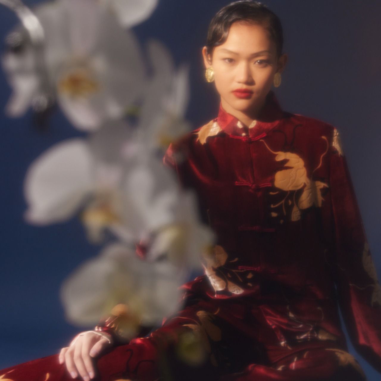 Gift everlasting sculptural blooms from Shanghai Tang's SS 2023 collection