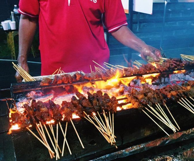 16 best hawker stalls at Lau Pa Sat for delicious local food