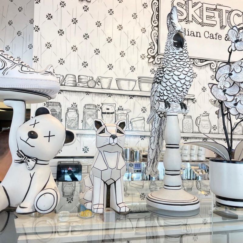 8 best 2D cafes around world all comic-book fans should visit