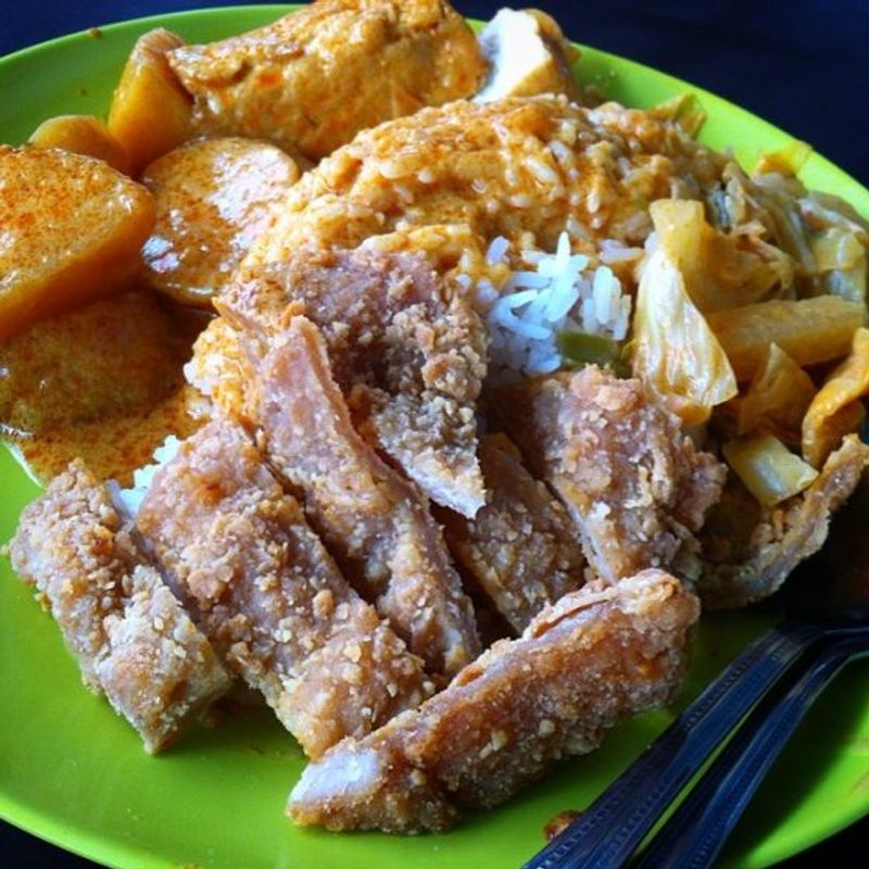 13 stalls for the best food at Clementi 448 Food Centre