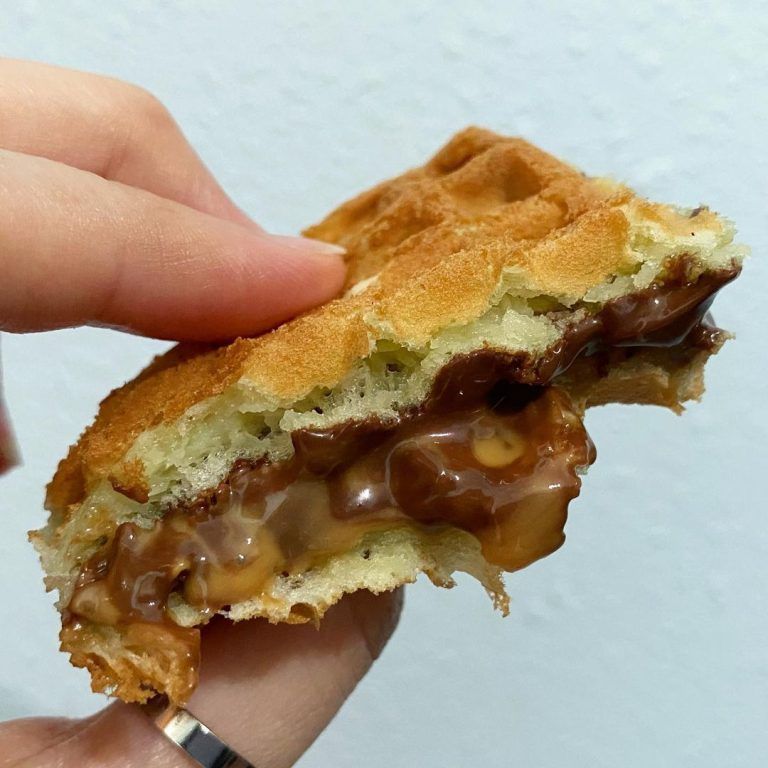 8 best old-school pandan waffles to snack on in Singapore today