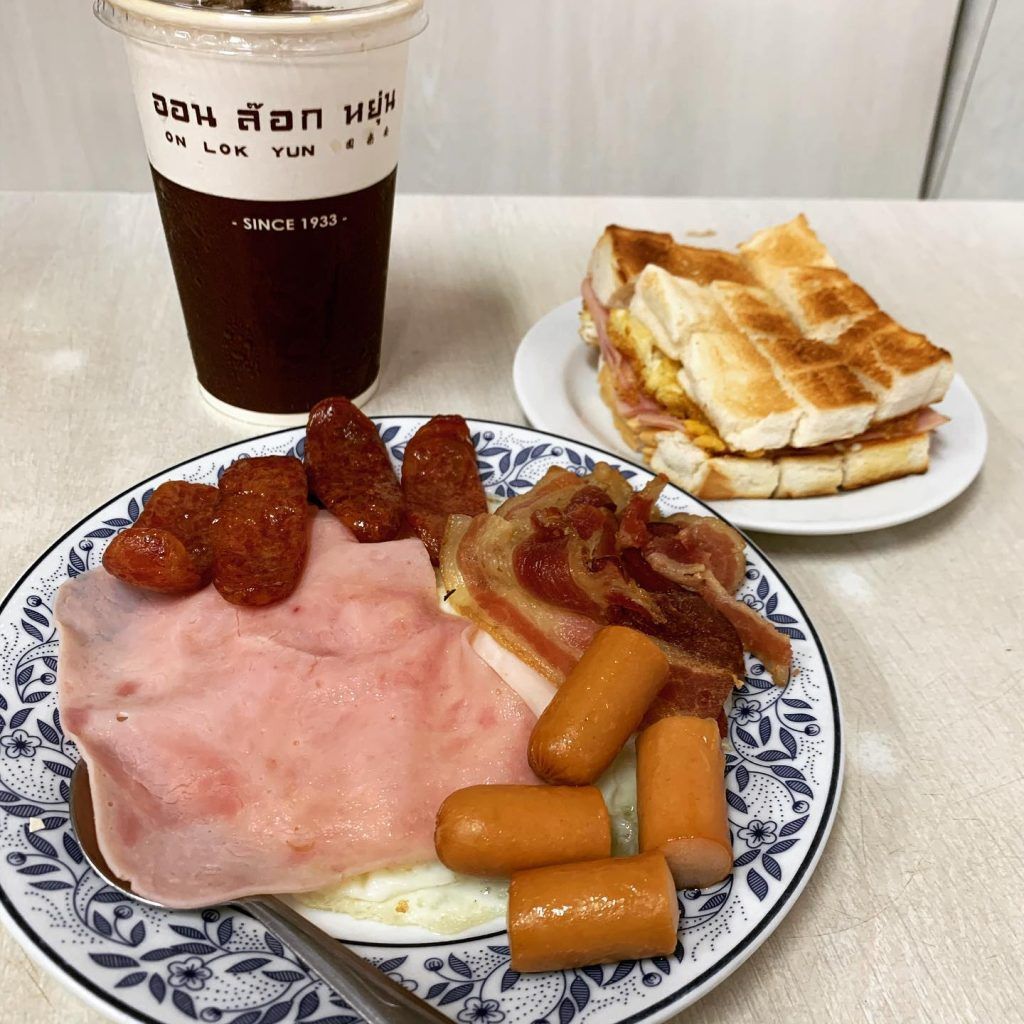 Where to find the best traditional Thai breakfast in Bangkok