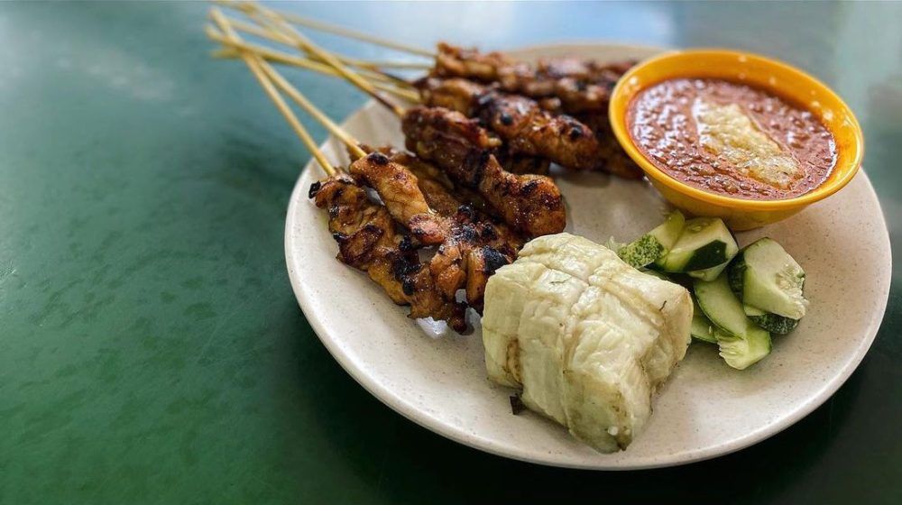 9 hawkers to check out for the best satay in Singapore