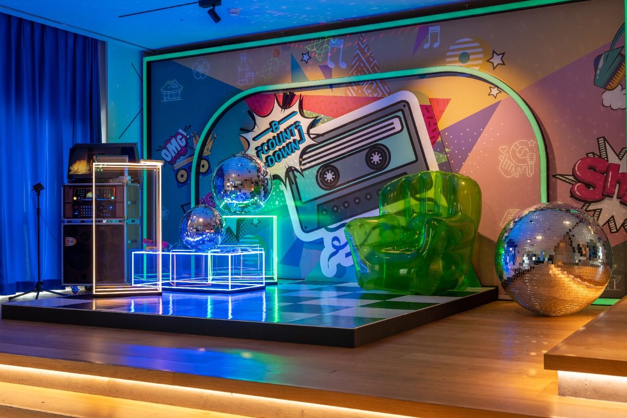 Curate your own ultimate K-pop experience in Seoul with Booking.com