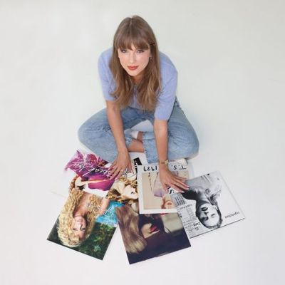 Love Taylor Swift? Know these exciting facts about her family