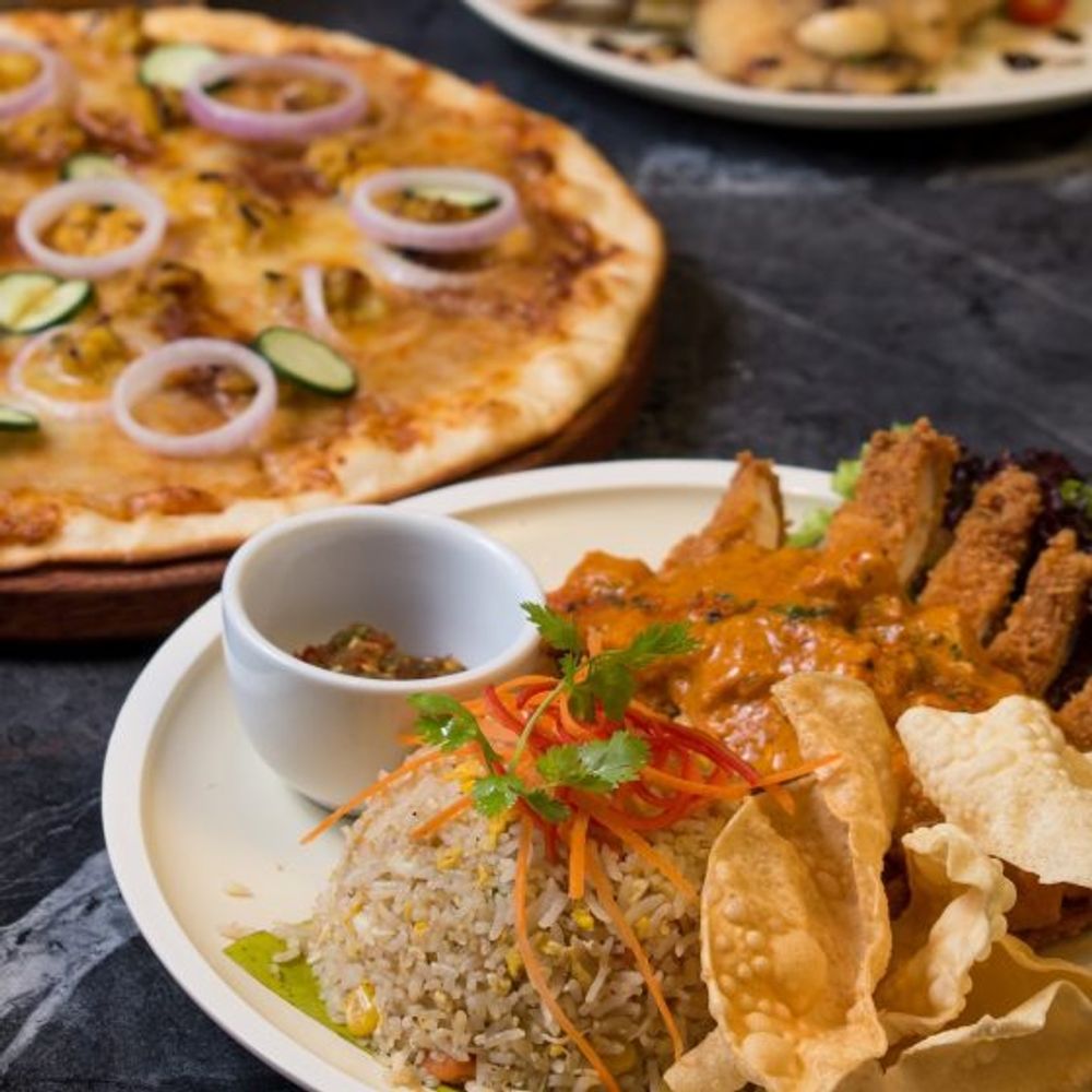 10 best restaurants and cafes for food at Plaza Arkadia today