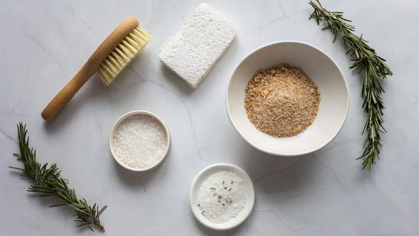 Best body scrubs for a healthy & glowing skin to buy in 2024