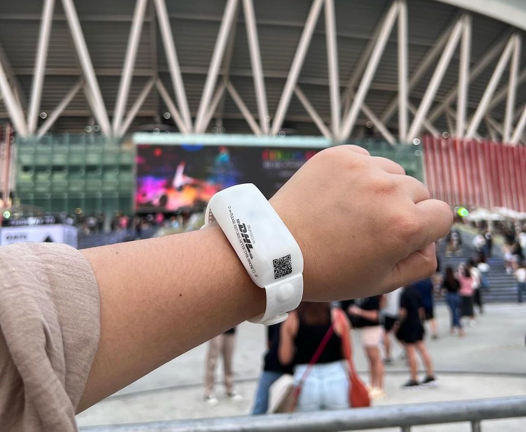 Coldplay bracelets: What's the LED wristband return ranking in Asia?