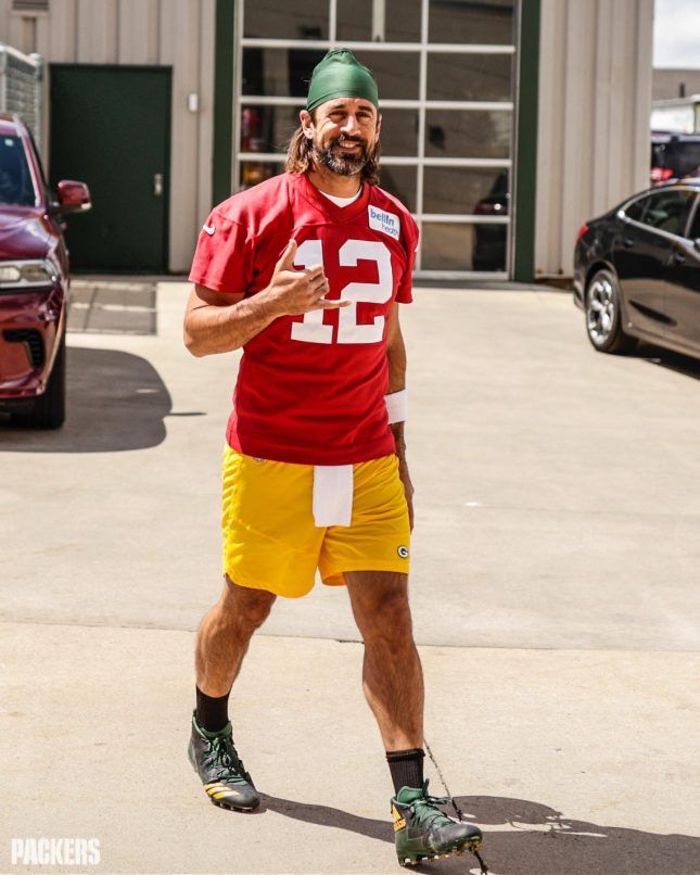 The richest NFL players in the world and their salaries