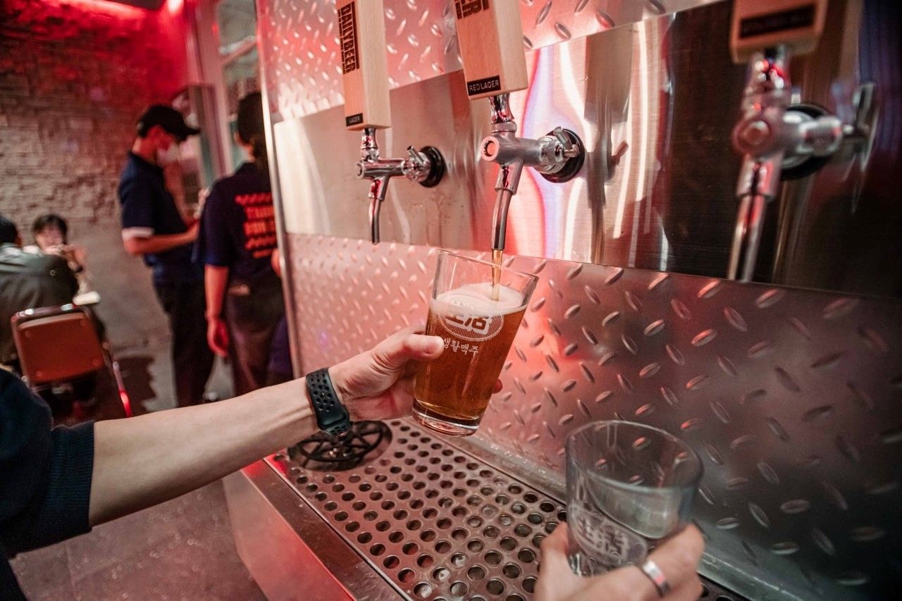 Daily Beer debuts first overseas outlet in Singapore – Here's what to order