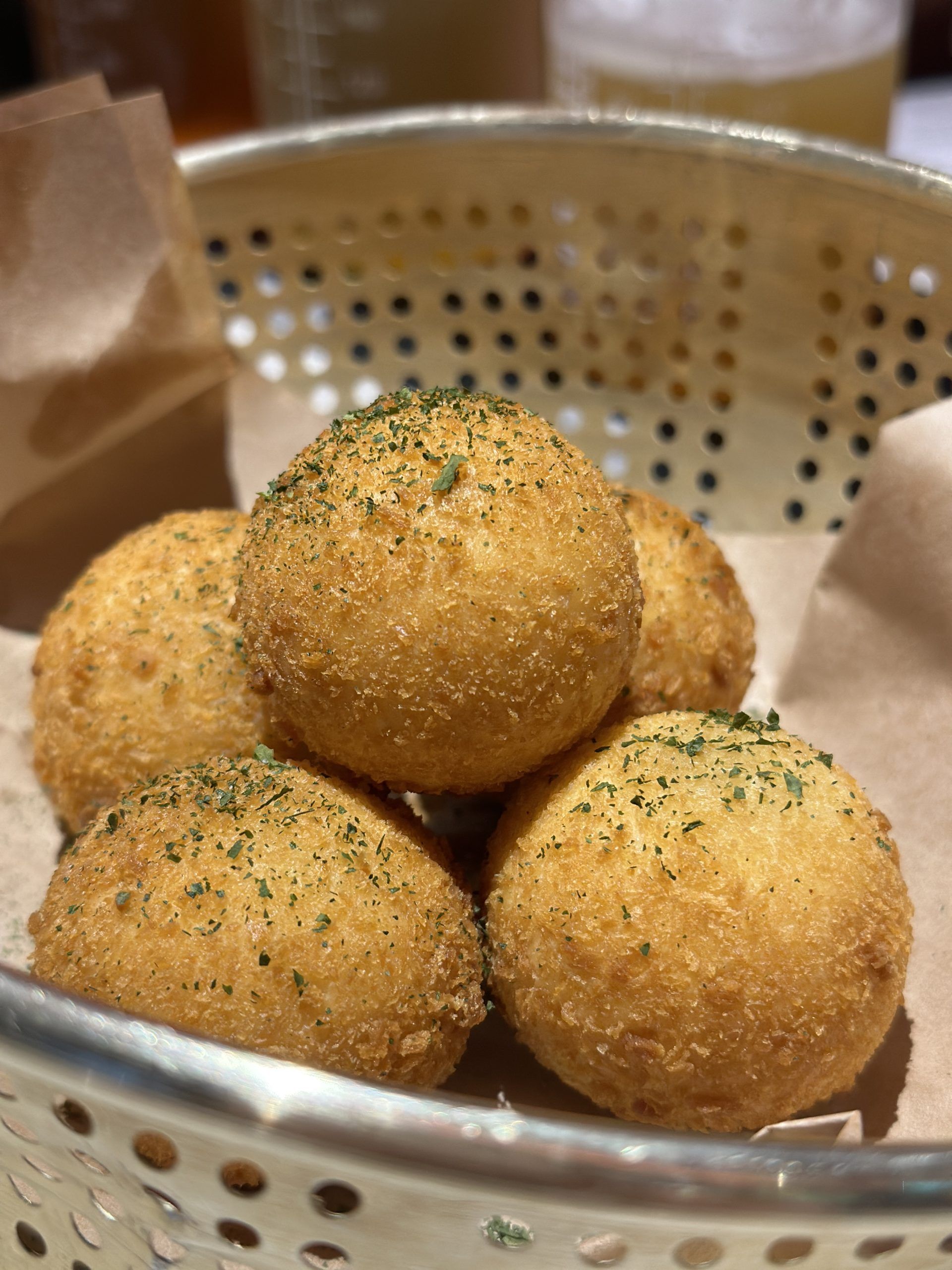 Daily Beer Singapore: Korean fried chicken and beer that miss the mark