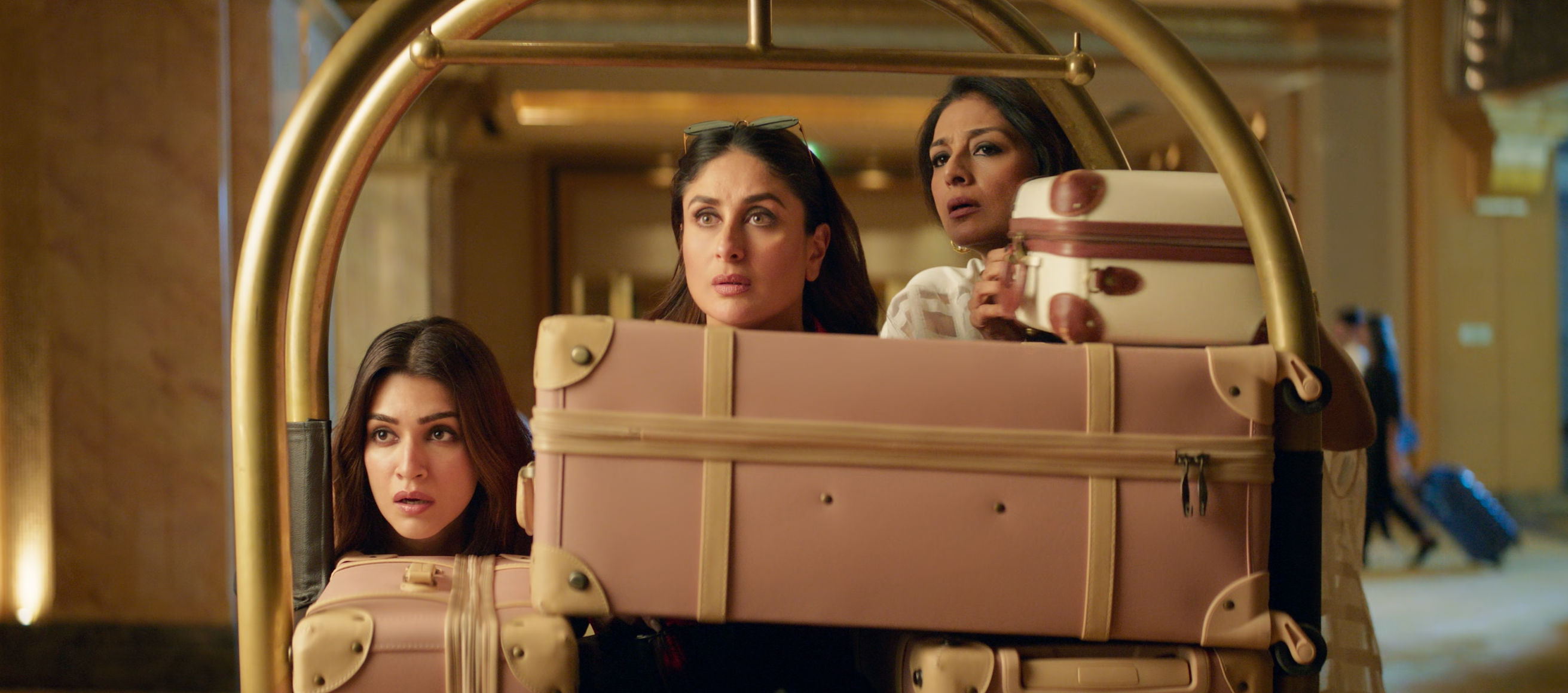 Crew movie review: The Kareena Kapoor, Tabu starrer is a must-watch