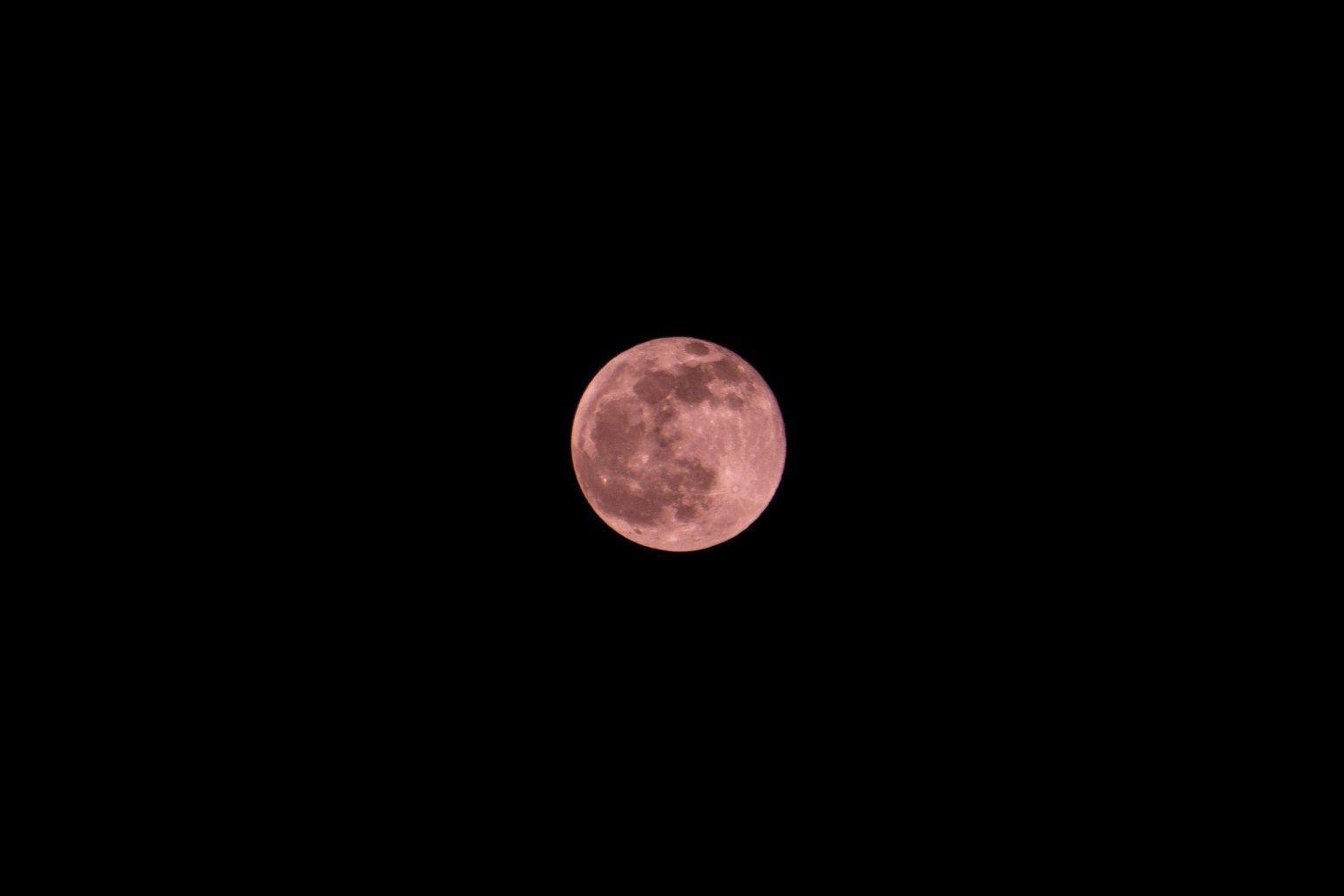 Strawberry Moon June 2024 full moon and its effects on all zodiacs