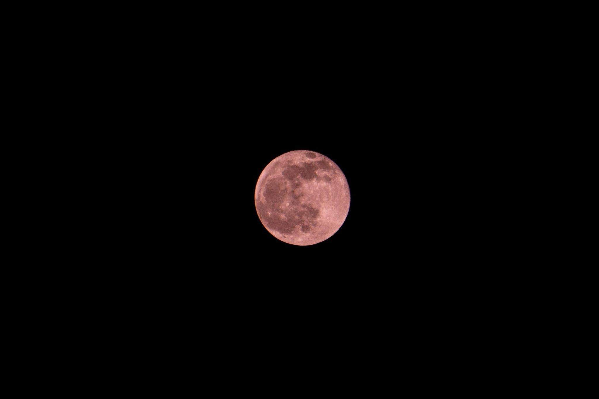 Strawberry Moon June 2024 full moon and its effects on all zodiacs