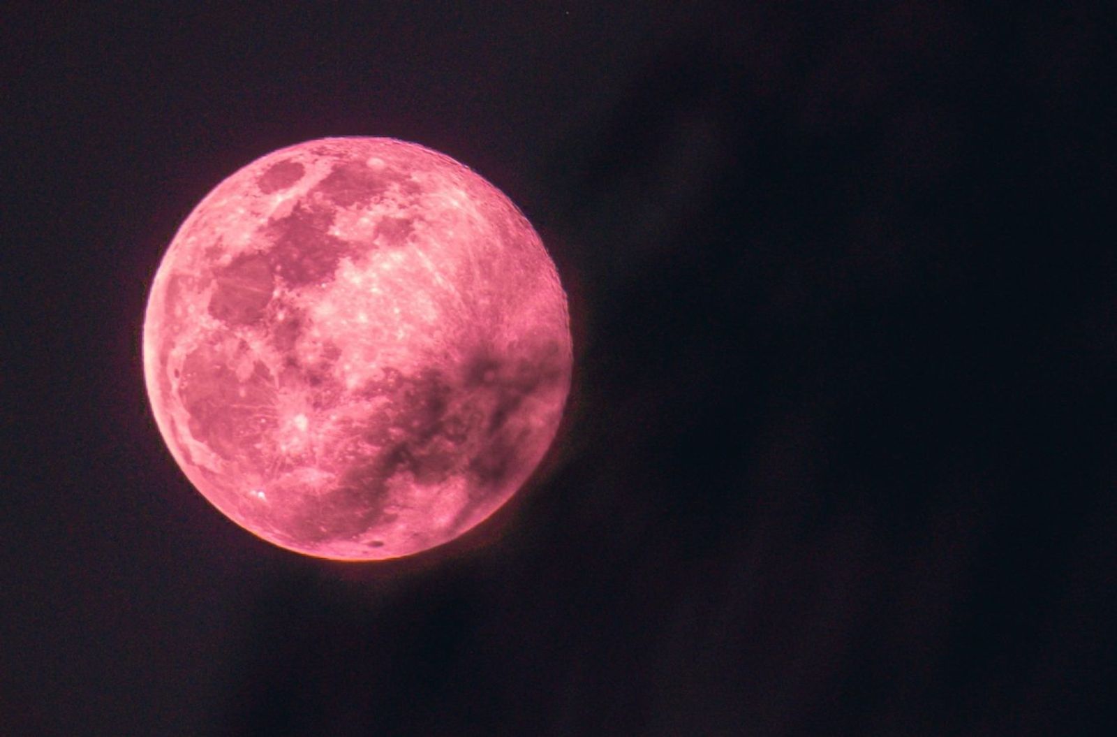 Strawberry Moon June 2024 full moon and its effects on all zodiacs