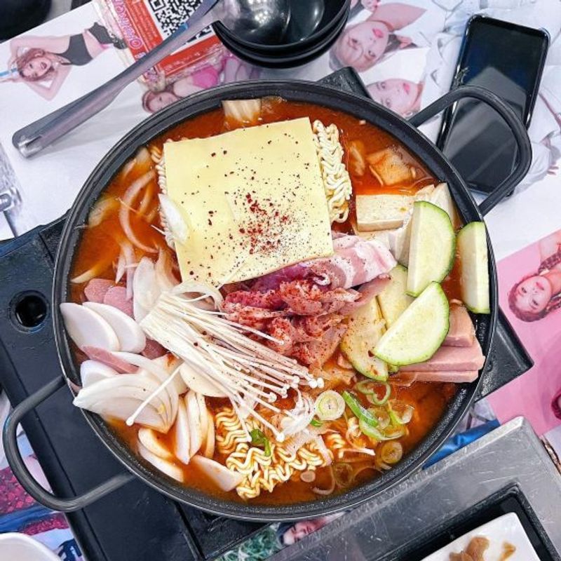 Pasir Ris Mall: 12 best restaurants for food and what to eat there