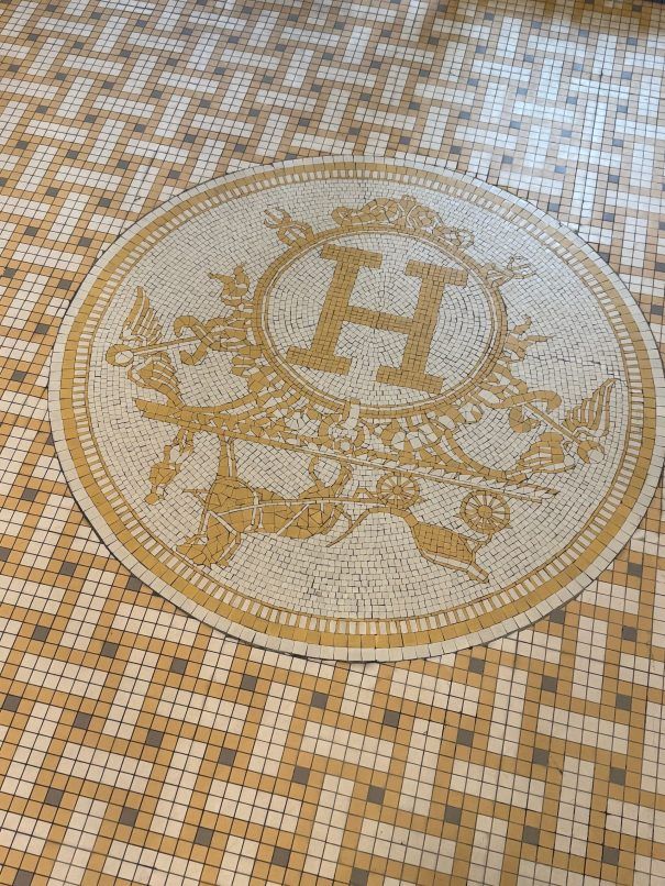 What makes the Hermès Faubourg iconic since 1880