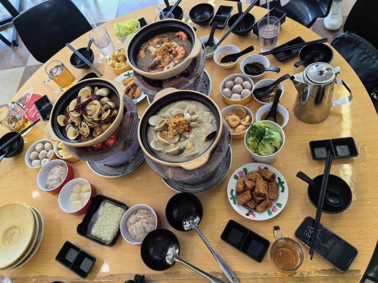 Charcoal claypot lala: 7 eateries in Singapore to try the popular JB dish