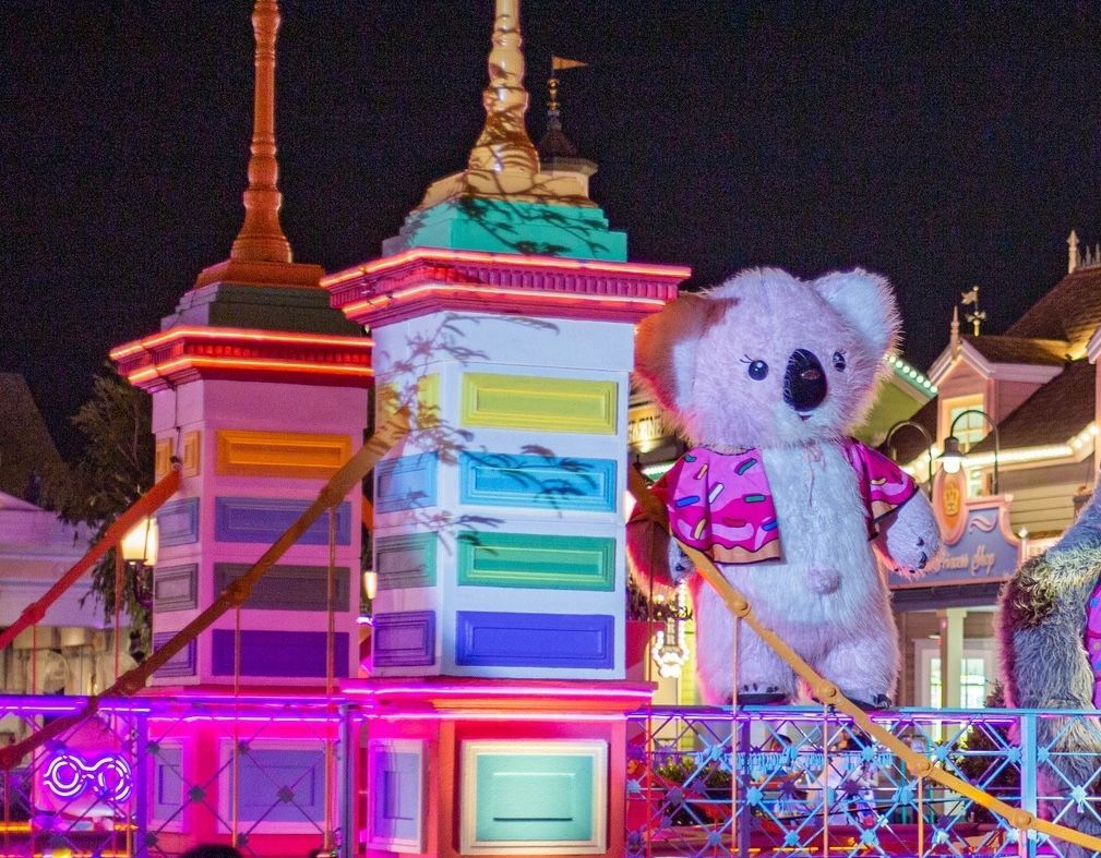 This dancing koala from Thailand is going viral for its unhinged moves