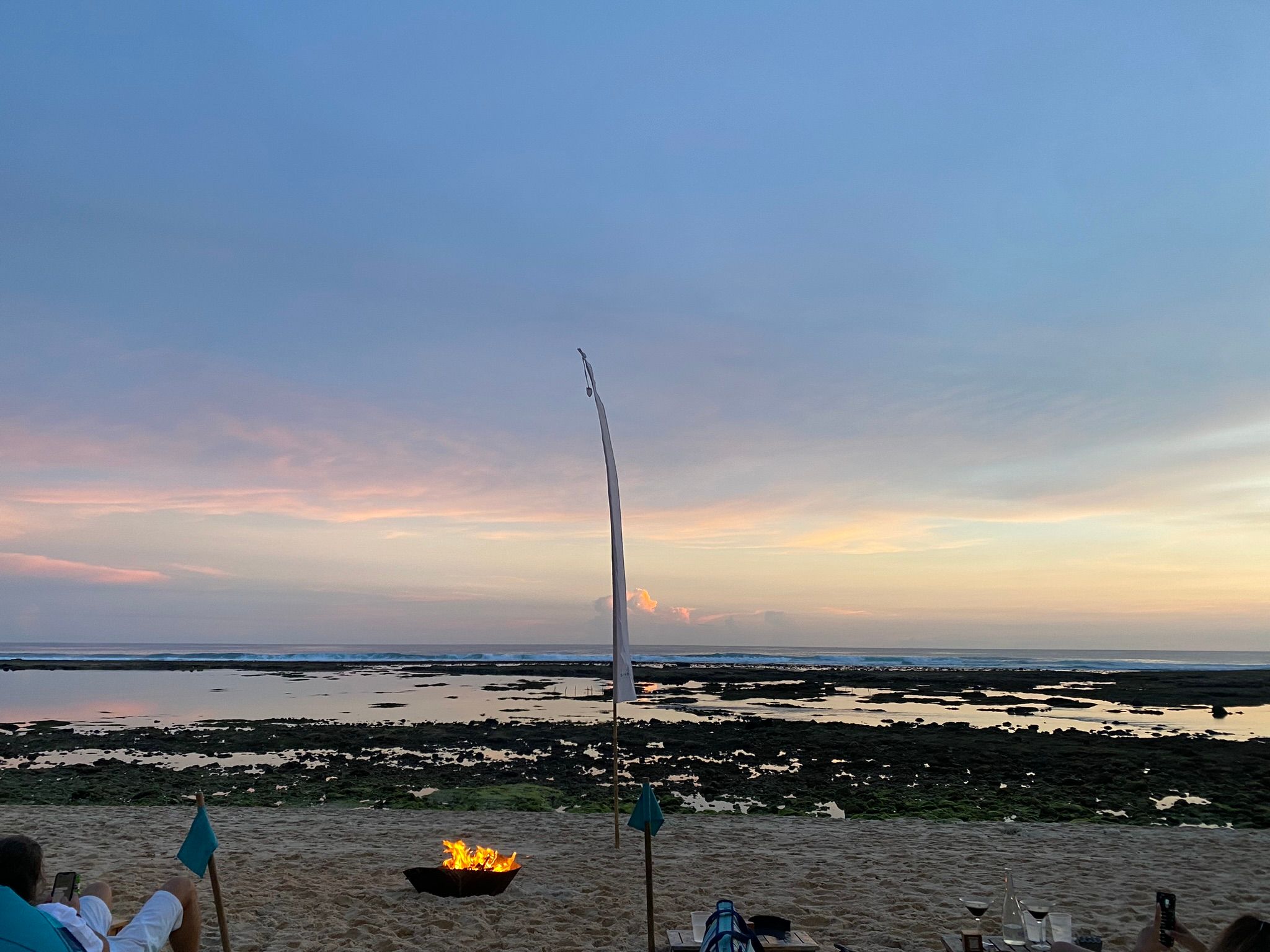 Getting pleasantly High By the Beach smells like this