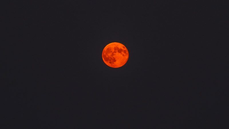 October 2024 full moon: Blood Moon's effects on zodiacs | LSA SG