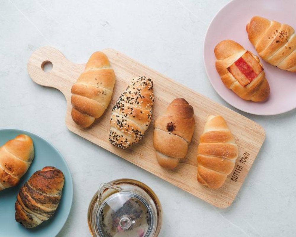 Shio pan in Singapore: Where to find the best Japanese salted butter rolls