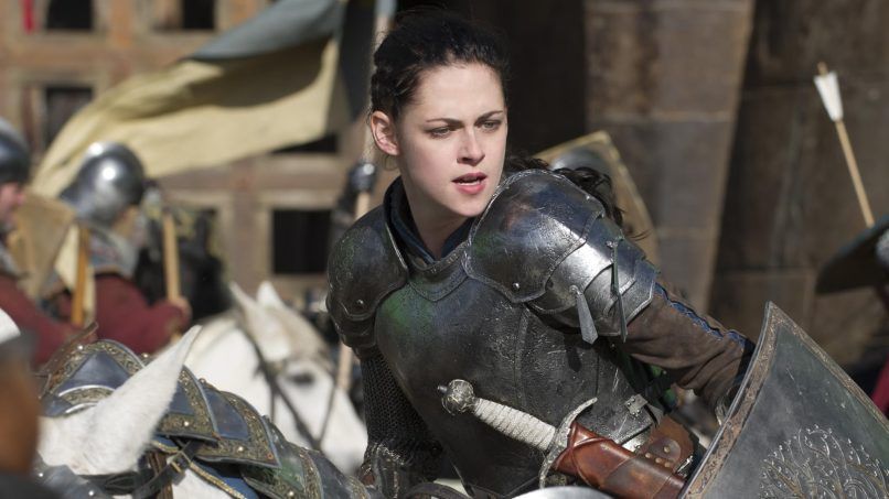 Kristen Stewart net worth: Career earnings and assets | LSA Singapore Kristen Stewart net worth: Career earnings and assets | LSA Singapore