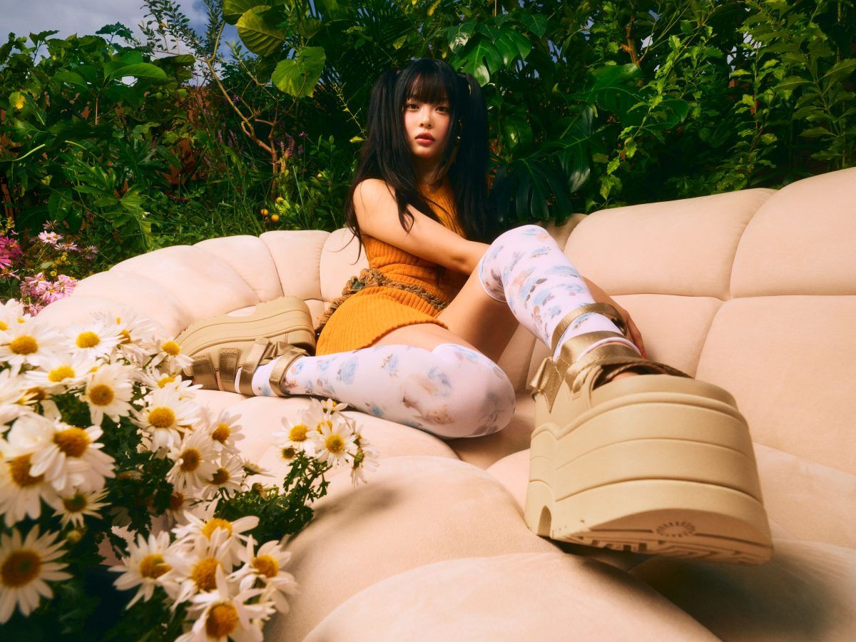 HANNI fronts the new UGG GoldenRise Sandal campaign as SS25 Global Brand Ambassador