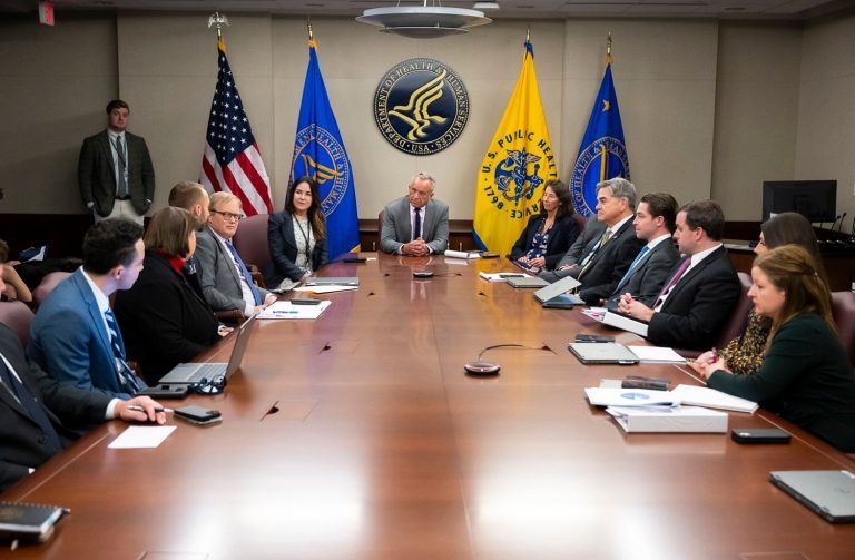 The net worth of Robert F Kennedy Jr will leave you surprised | LSA ...