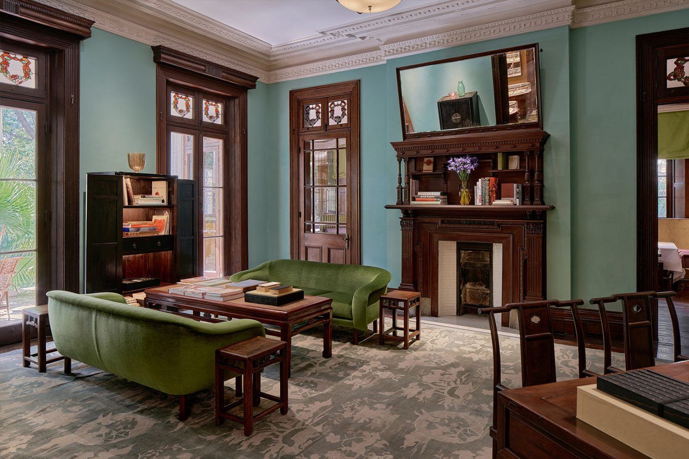 Inside the sexy Mi Shang Prada Rong Zhai by Wong Kar Wai restaurant in ...